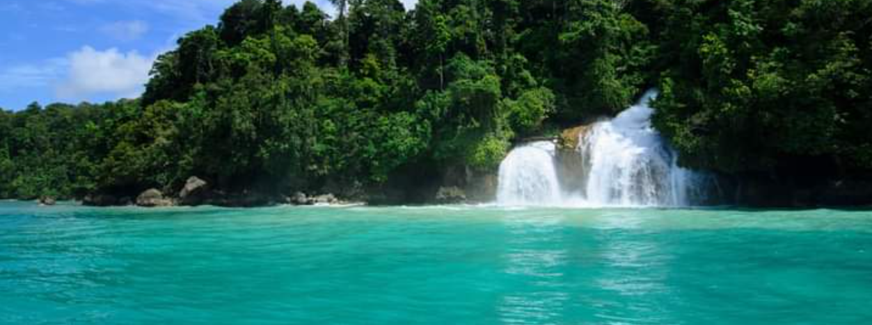 Fak Fak Tourism – Trek-Papua